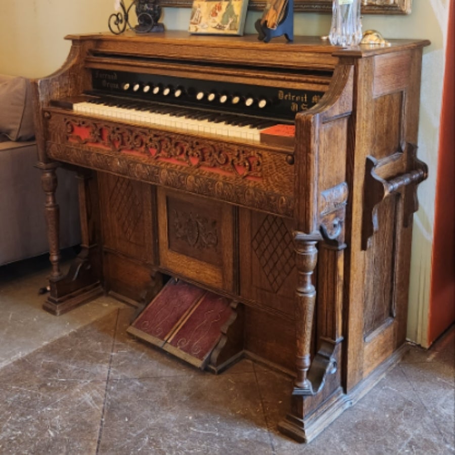 Farrand Victorian Parlor Pump Organ Detroit Michigan | ReThink Home